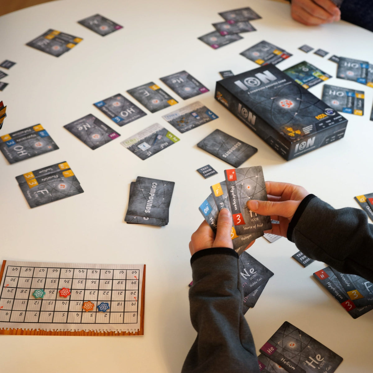 Ion: A Compound Building Game – BGE's Tabletop